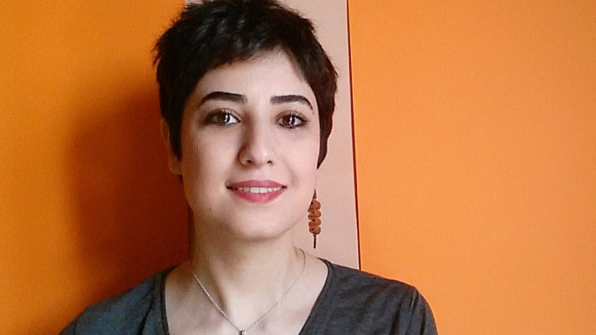 هونەرمەندێکی کورد لە تاران دەستگیرکرا - AVA News