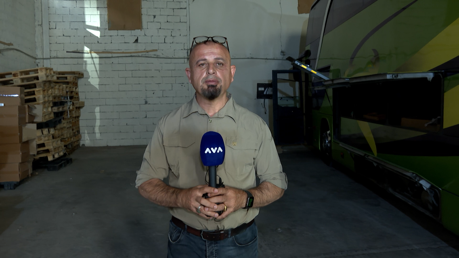 ڕزگار کۆچەر حەشارگەیەکی دەرمانی قاچاخ ئاشکرا دەکات - AVA News